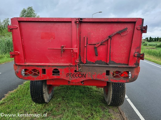 Te koop 6 tons Peecon KW6000 kipper - Kerstenagri.nl, Welkom bij ...